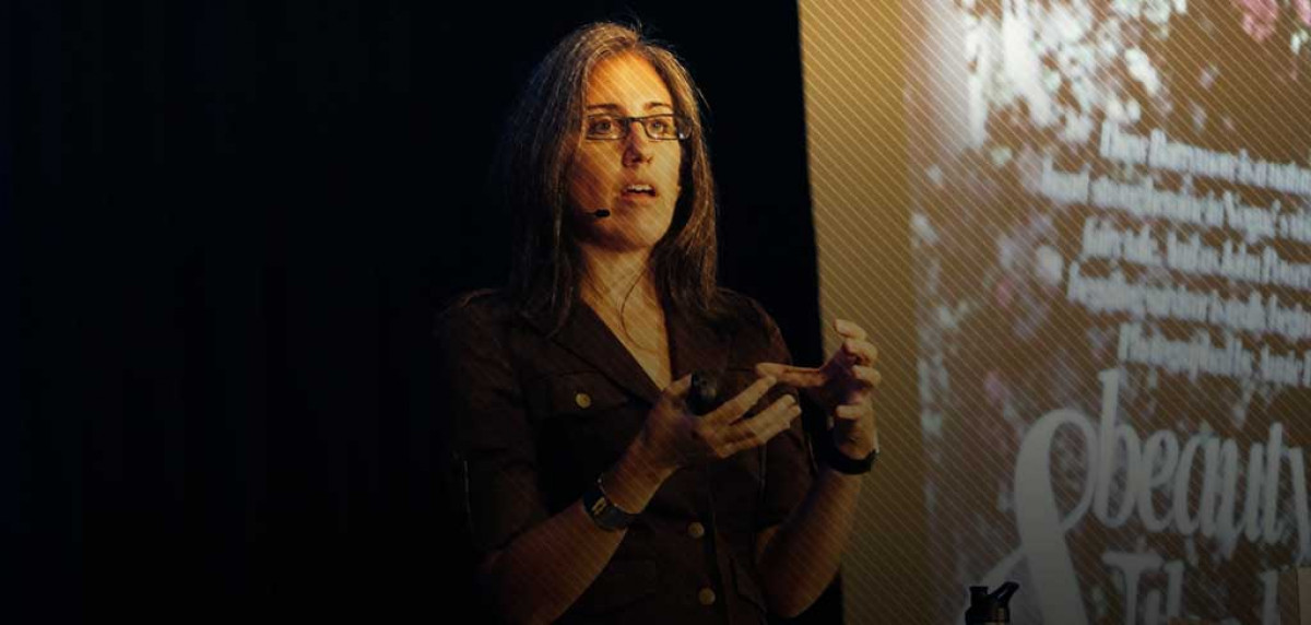 An Interview with Jen Simmons | Design & Content Conference 2021 / Online